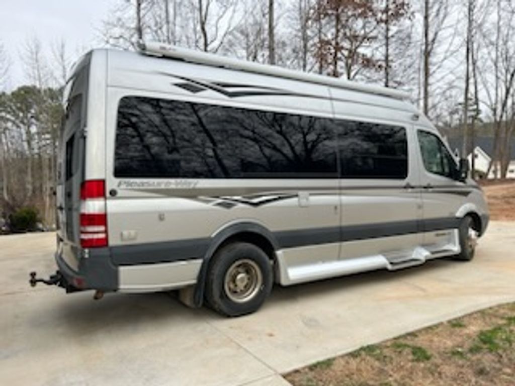 2012 Pleasure-Way Plateau TS - National Vehicle