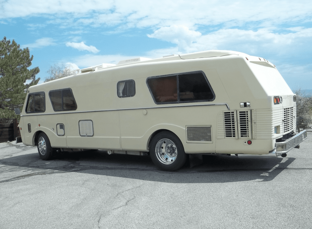 1975 FMC 2900R - National Vehicle