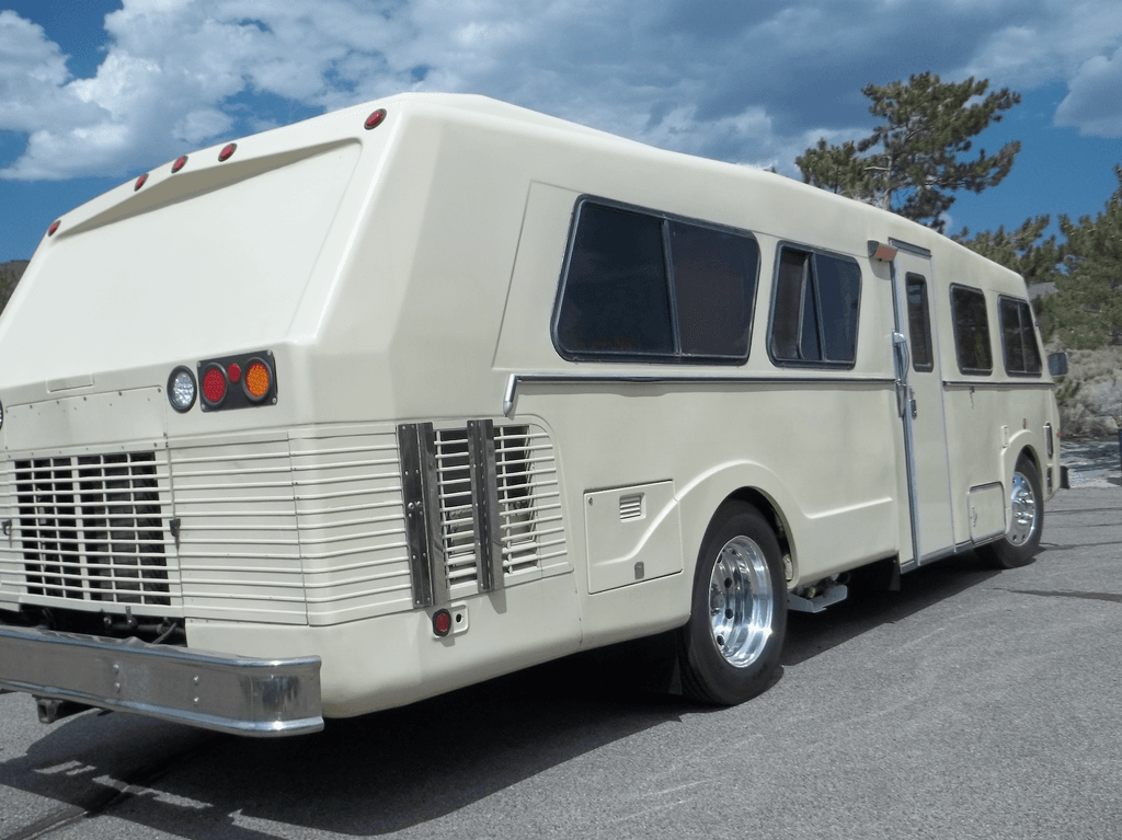 1975 FMC 2900R - National Vehicle