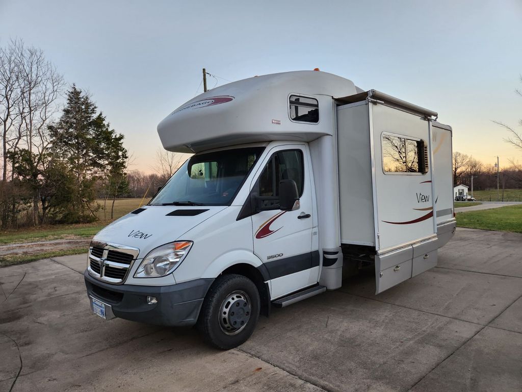 2008 Winnebago View 24H - National Vehicle