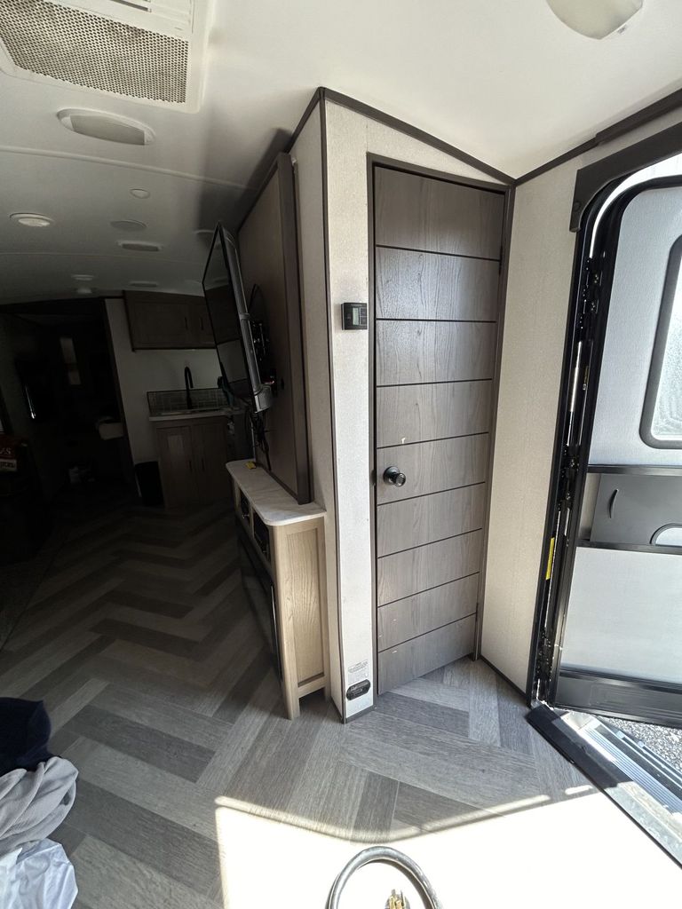 2020 Cruiser RV Twilight Signature 2800 - National Vehicle