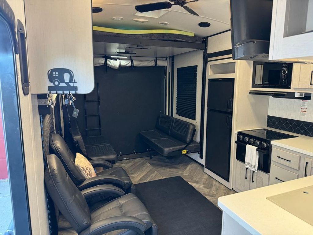 2021 Heartland Torque XLT Toy Hauler T26 - National Vehicle