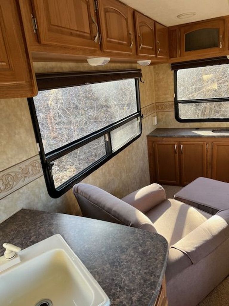 2010 Jayco Eagle Super Lite 318RLS - National Vehicle