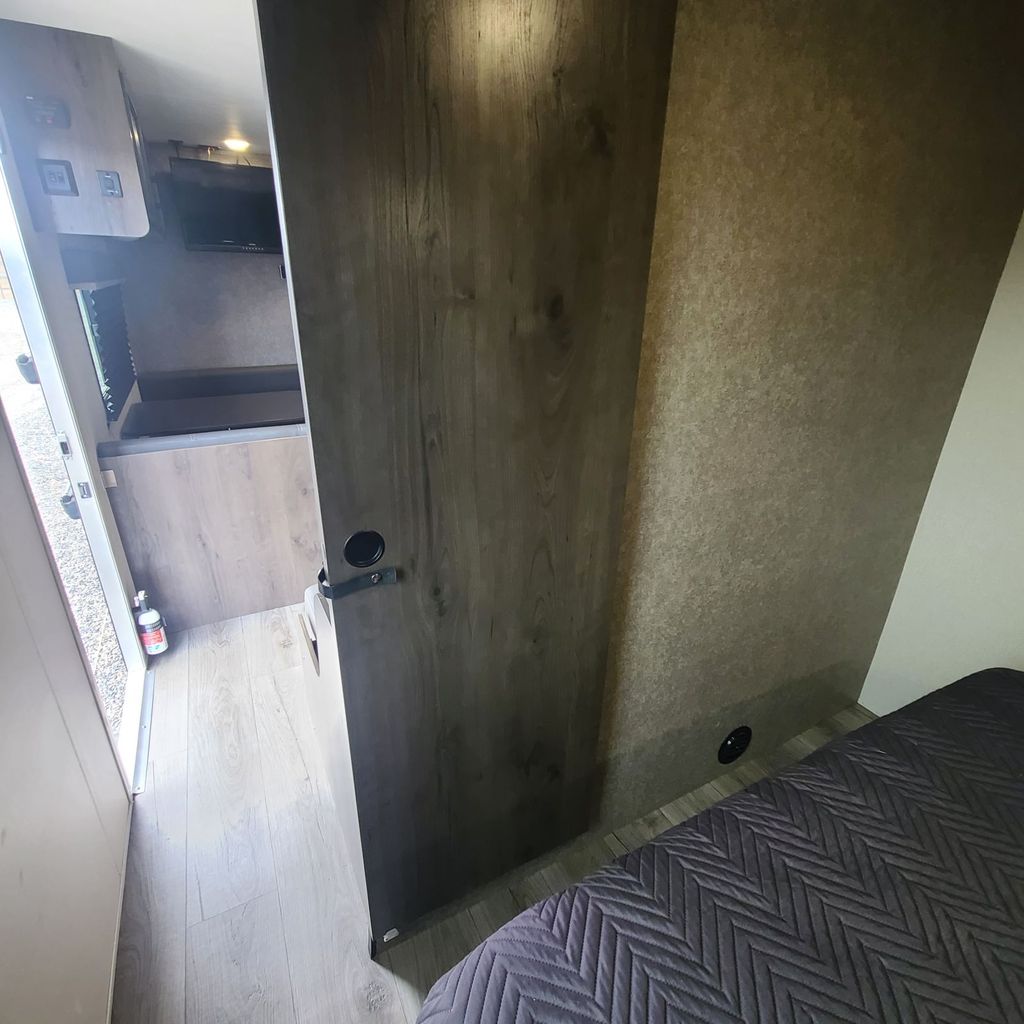 2021 Starcraft Autumn Ridge 26BH - National Vehicle