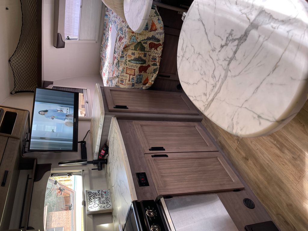 2020 Lance Travel Trailer 1475s - National Vehicle