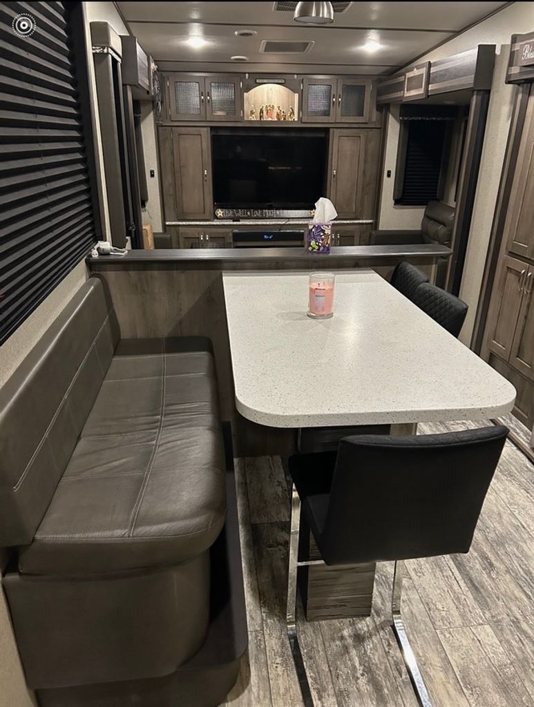 2020 Keystone Sprinter Limited 3531FWDEN - National Vehicle