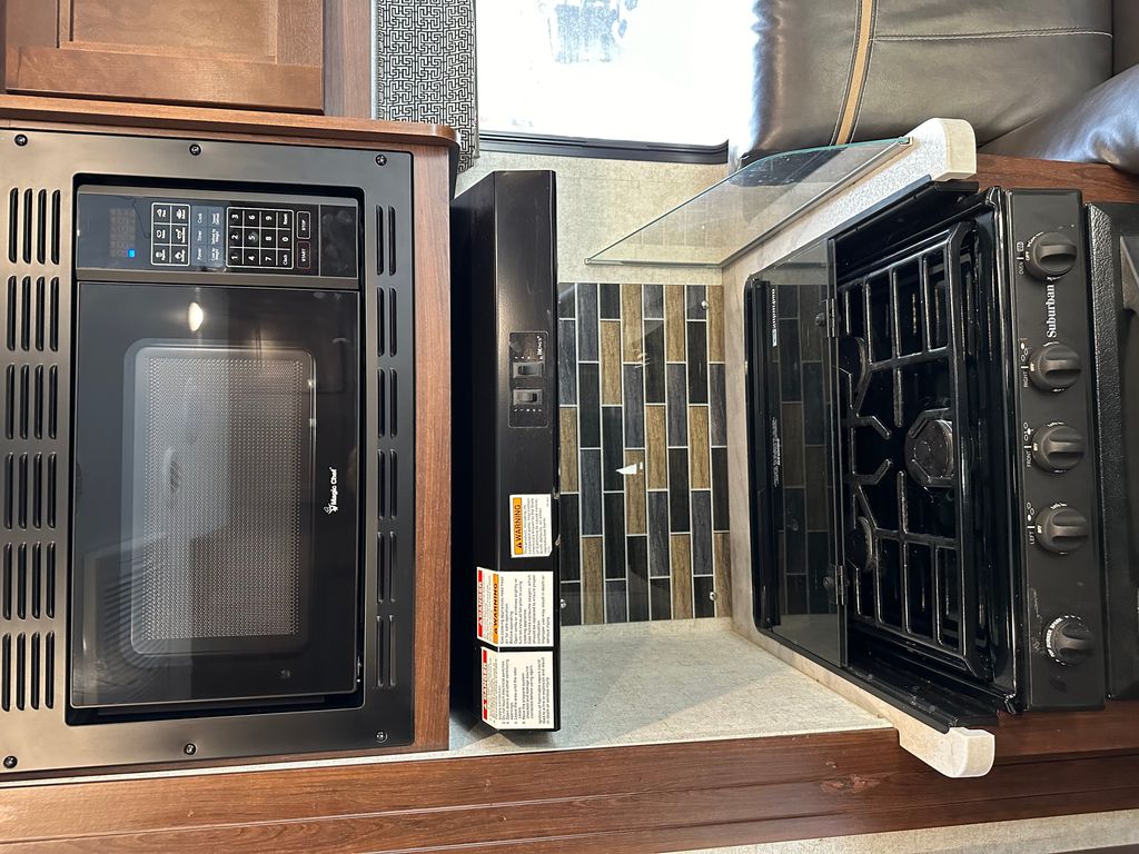 2018 Forest River Sunseeker 2860DS - National Vehicle