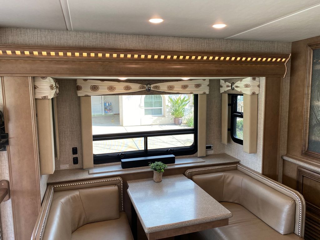 2019 Newmar Bay Star 3408 - National Vehicle