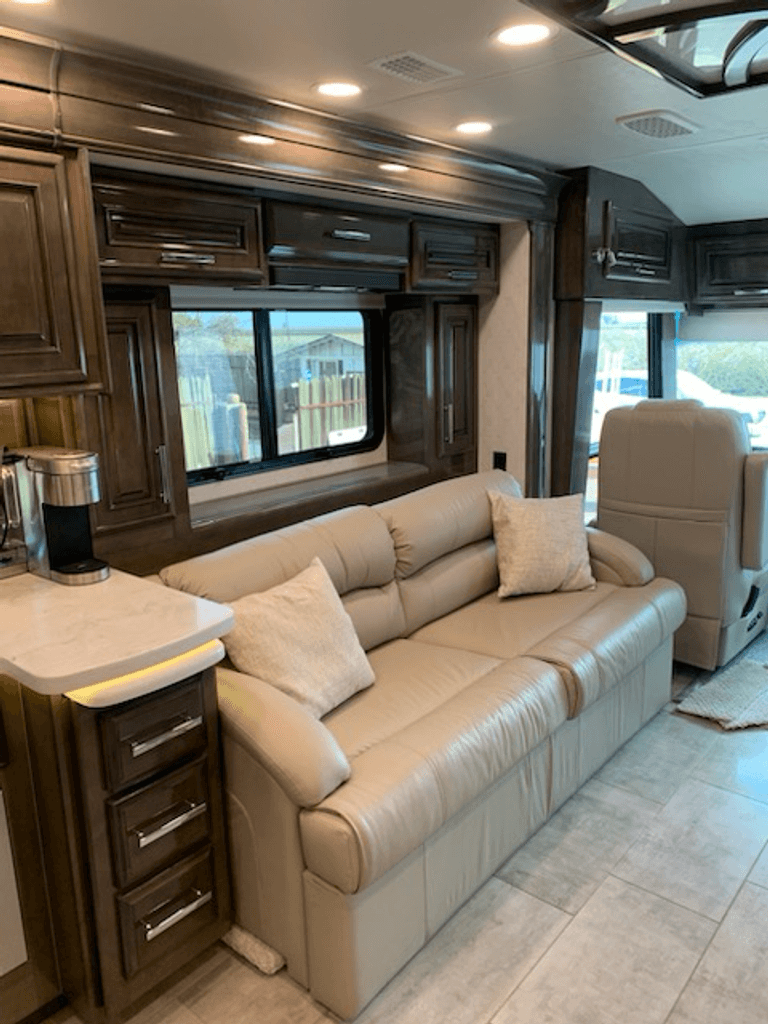 2022 Entegra Coach Anthem 44F - National Vehicle
