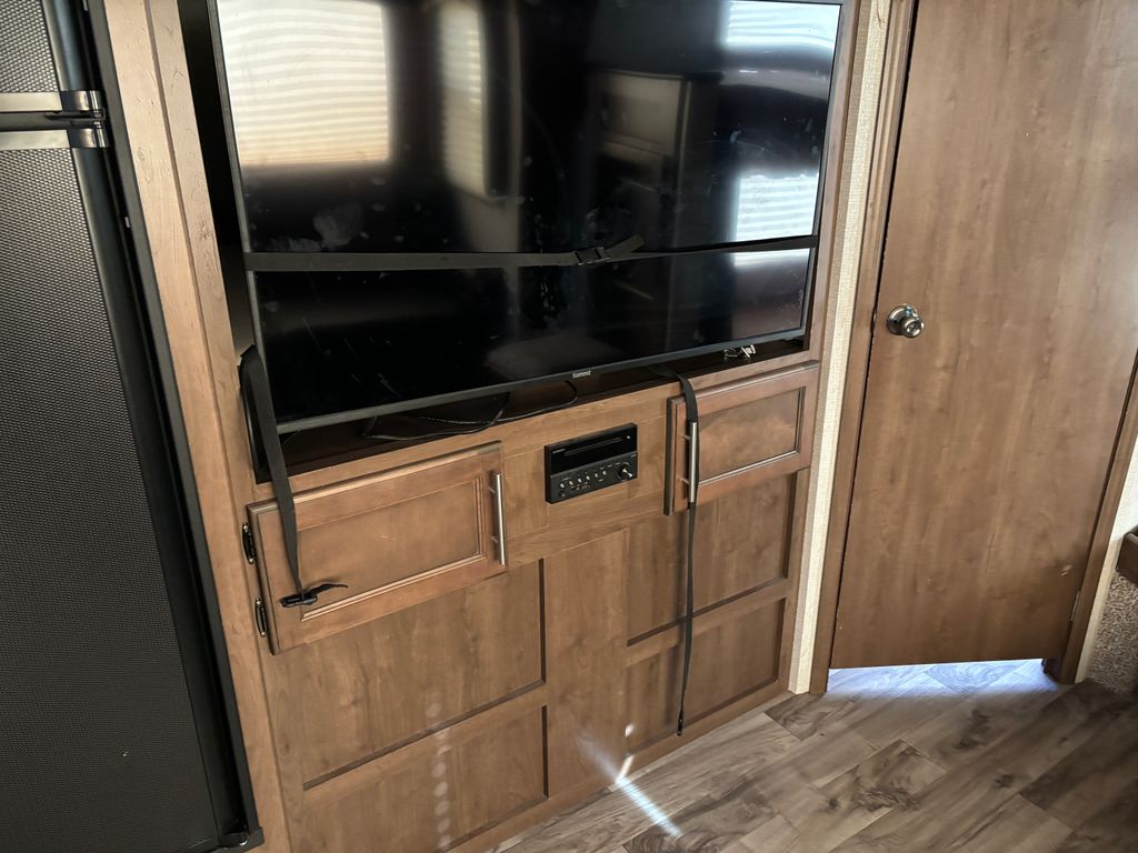 2019 Keystone Cougar 29BHS - National Vehicle