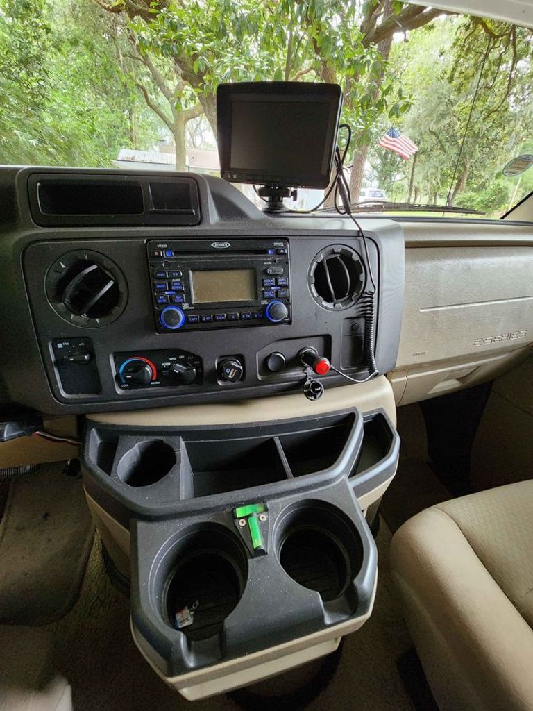 2010 Thor Motor Coach Four Winds 28A - National Vehicle