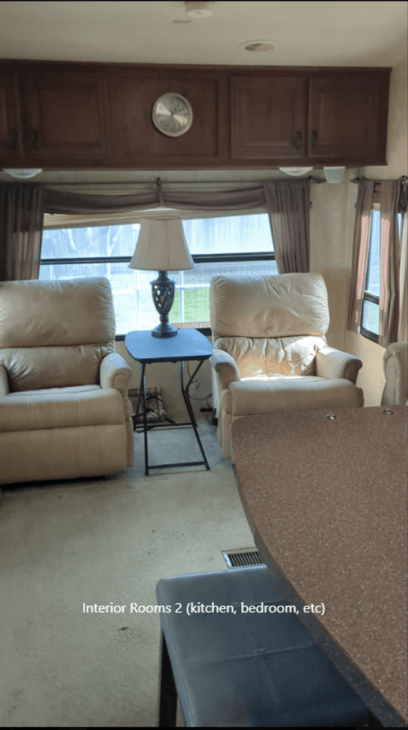 2011 Open Range Journeyer 305RLS - National Vehicle