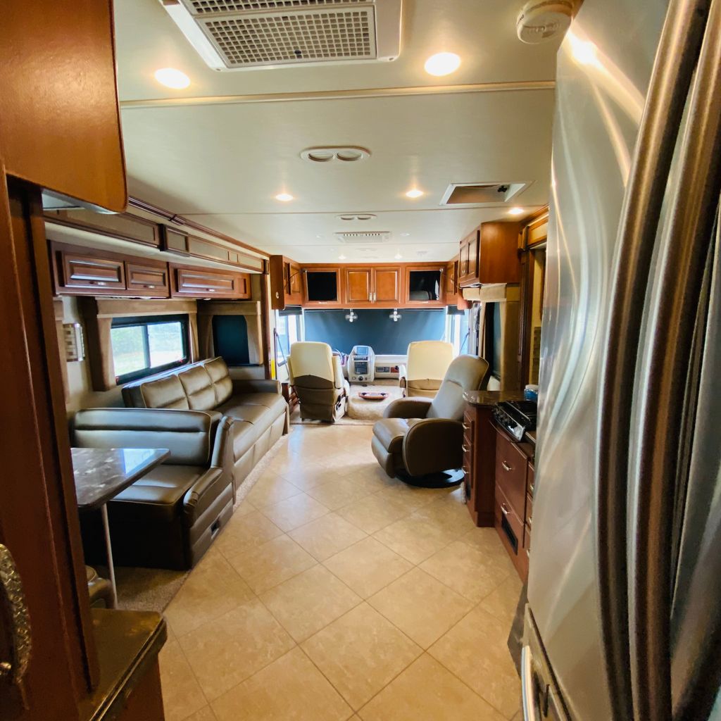 2015 Fleetwood Bounder 34T - National Vehicle
