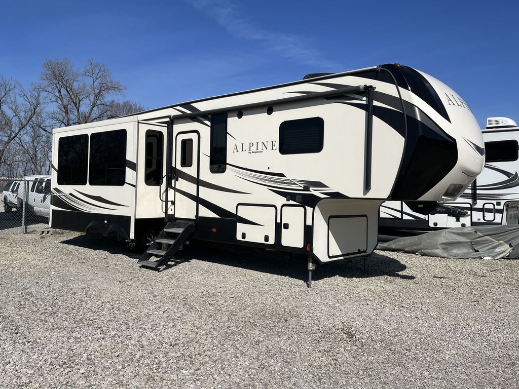 2018 Keystone Alpine 3400RS - National Vehicle