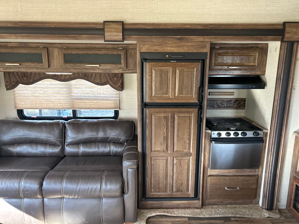 2014 Keystone Cougar X-Lite 28SGS - National Vehicle