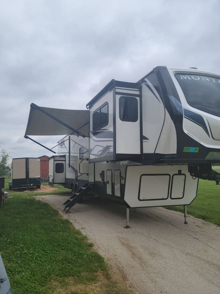 2022 Keystone Montana High Country 377FL - National Vehicle