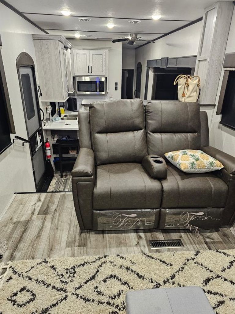 2022 Keystone Montana High Country 377FL - National Vehicle