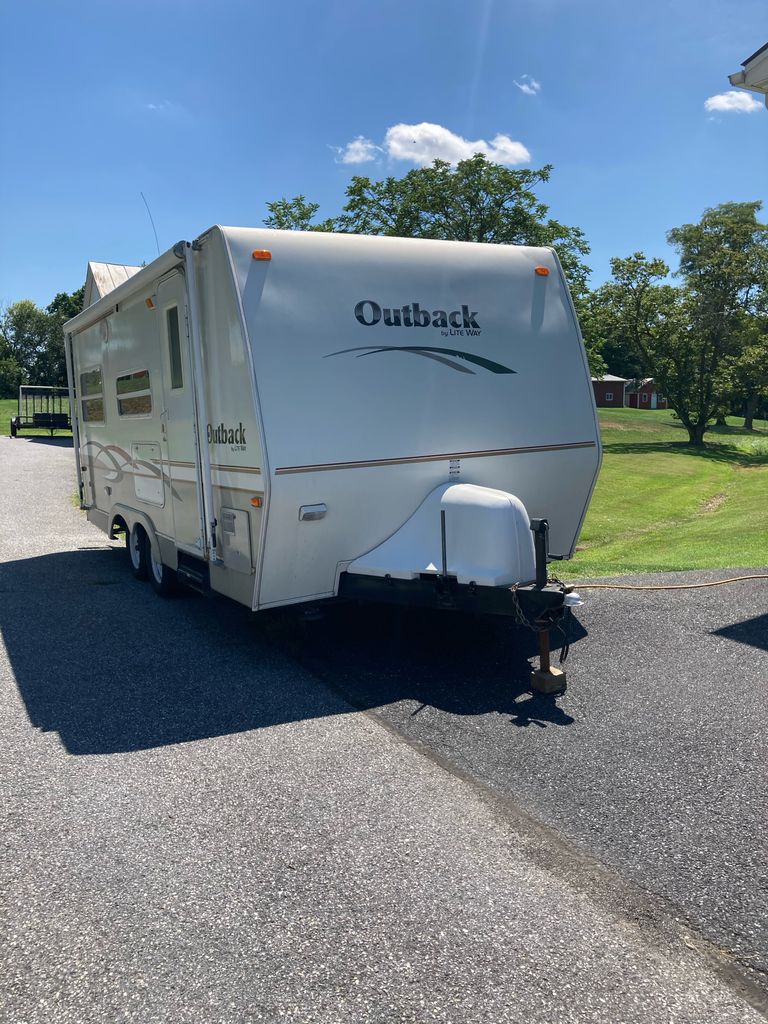 2004 Keystone Outback 21RS - National Vehicle