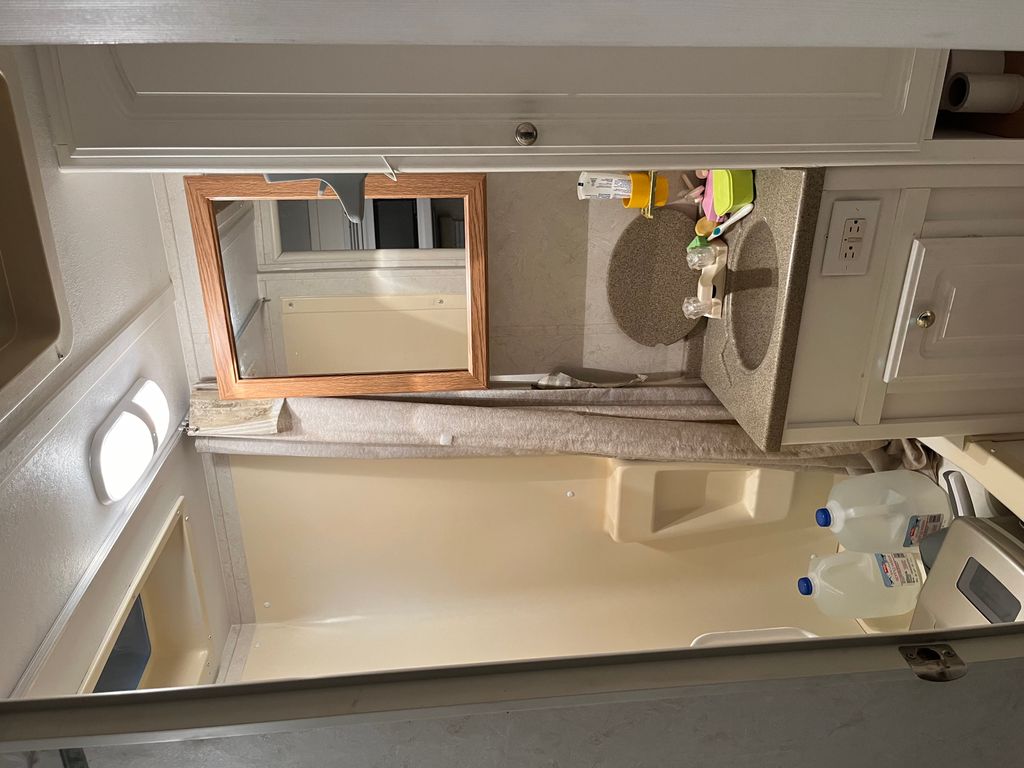 2004 Keystone Outback 21RS - National Vehicle