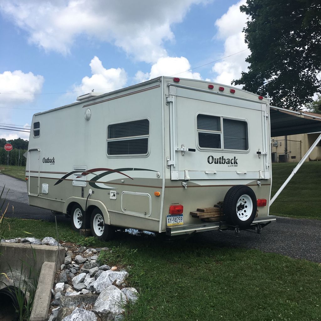2004 Keystone Outback 21RS - National Vehicle