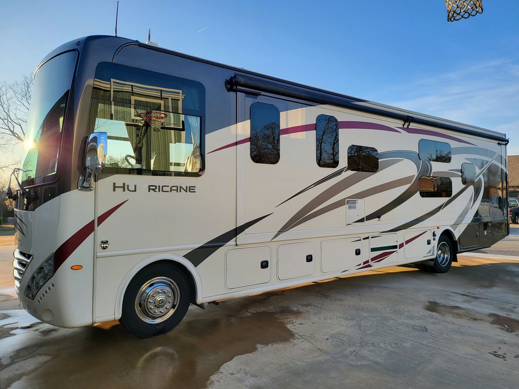2019 Thor Motor Coach Hurricane 34J - National Vehicle