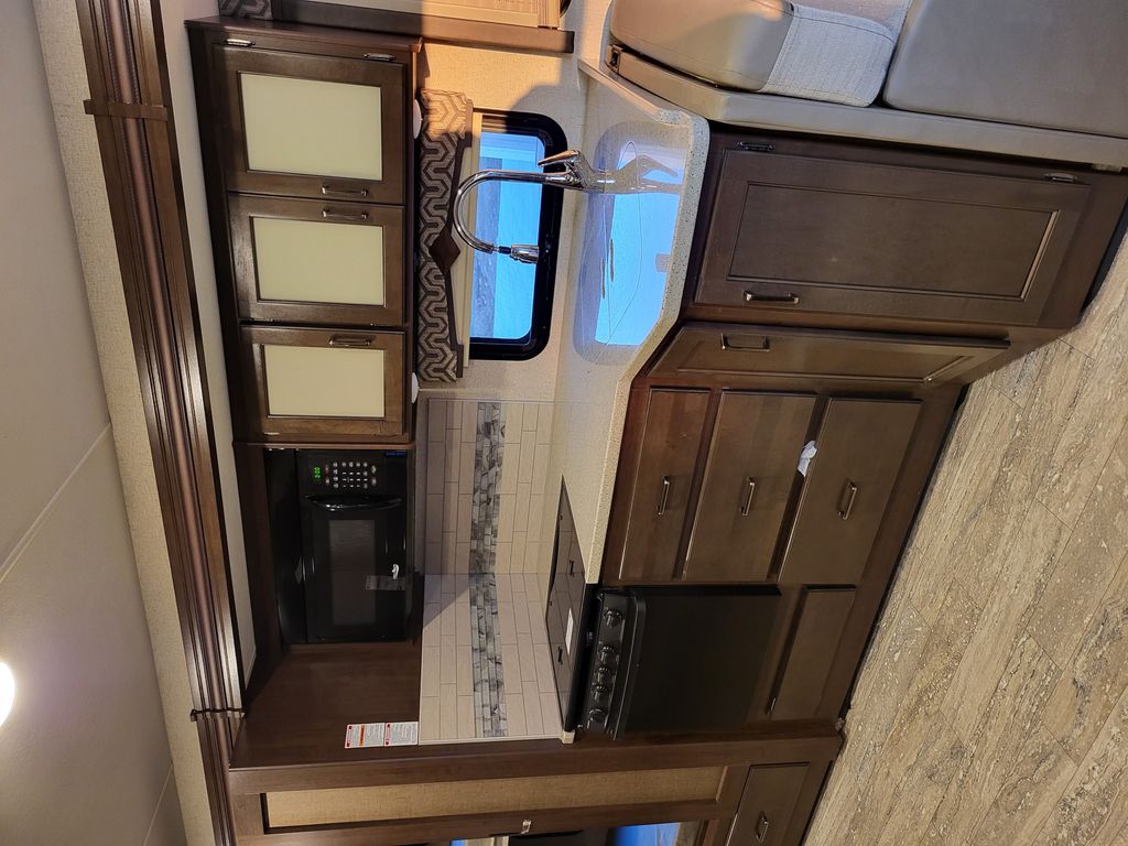 2019 Thor Motor Coach Hurricane 34J - National Vehicle