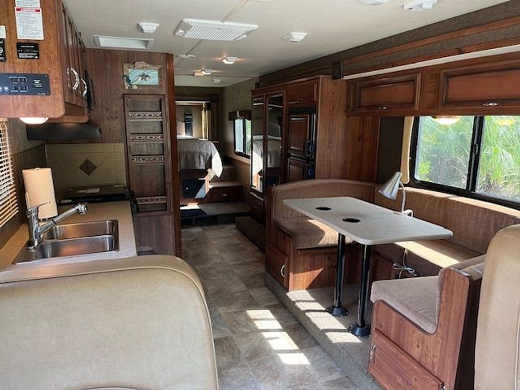 2014 Fleetwood Storm 28F - National Vehicle