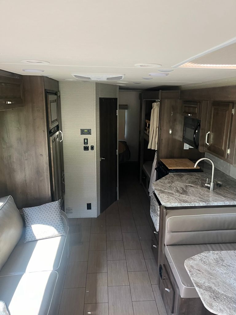 2019 Jayco Greyhawk 31F - National Vehicle