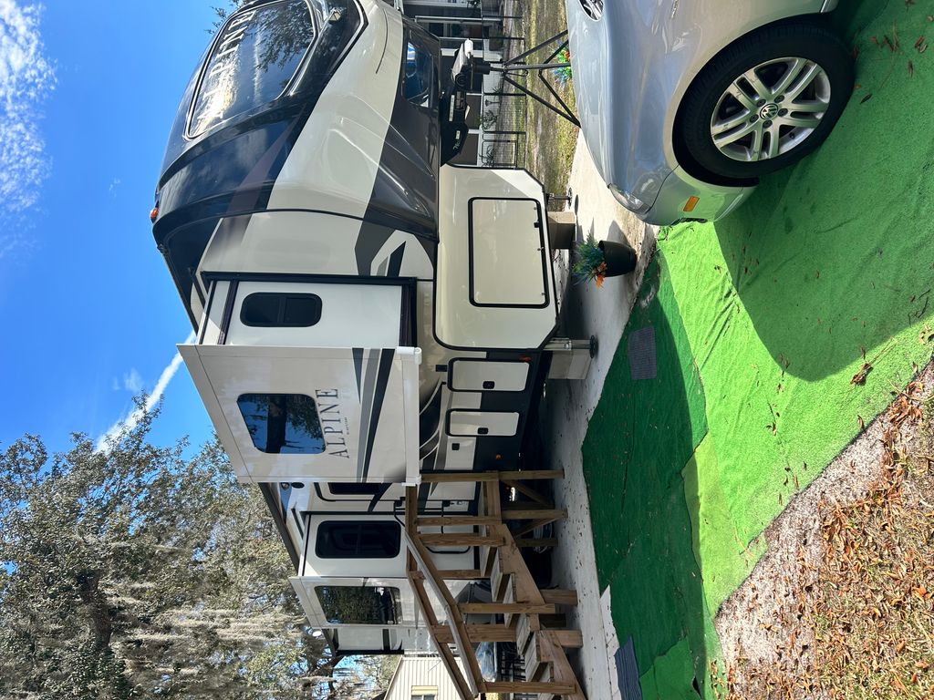 2021 Keystone Alpine 3712KB - National Vehicle