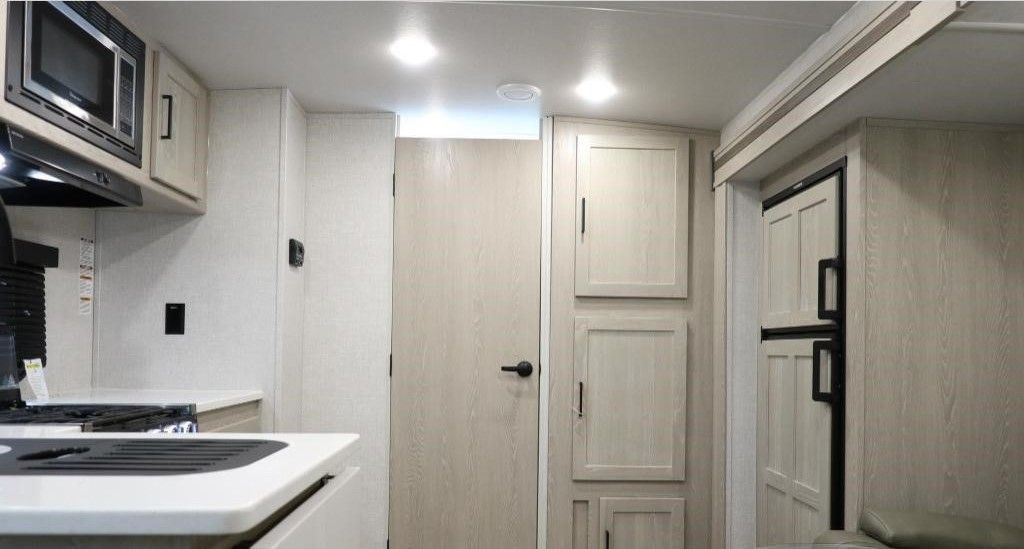 2022 Forest River Rockwood Mini Lite 2513S - National Vehicle