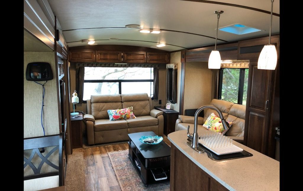 2017 Keystone Outback Super-Lite 330RL - National Vehicle