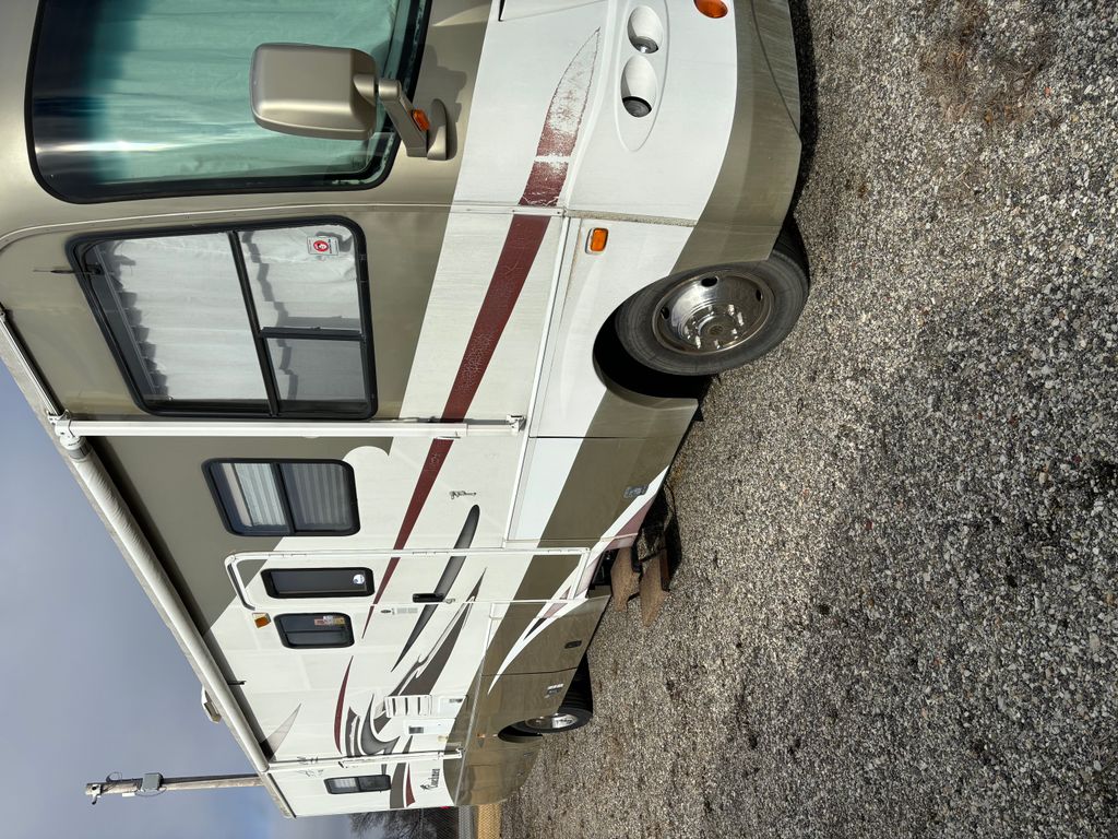 2005 Coachmen Aurora 3480MBS - National Vehicle