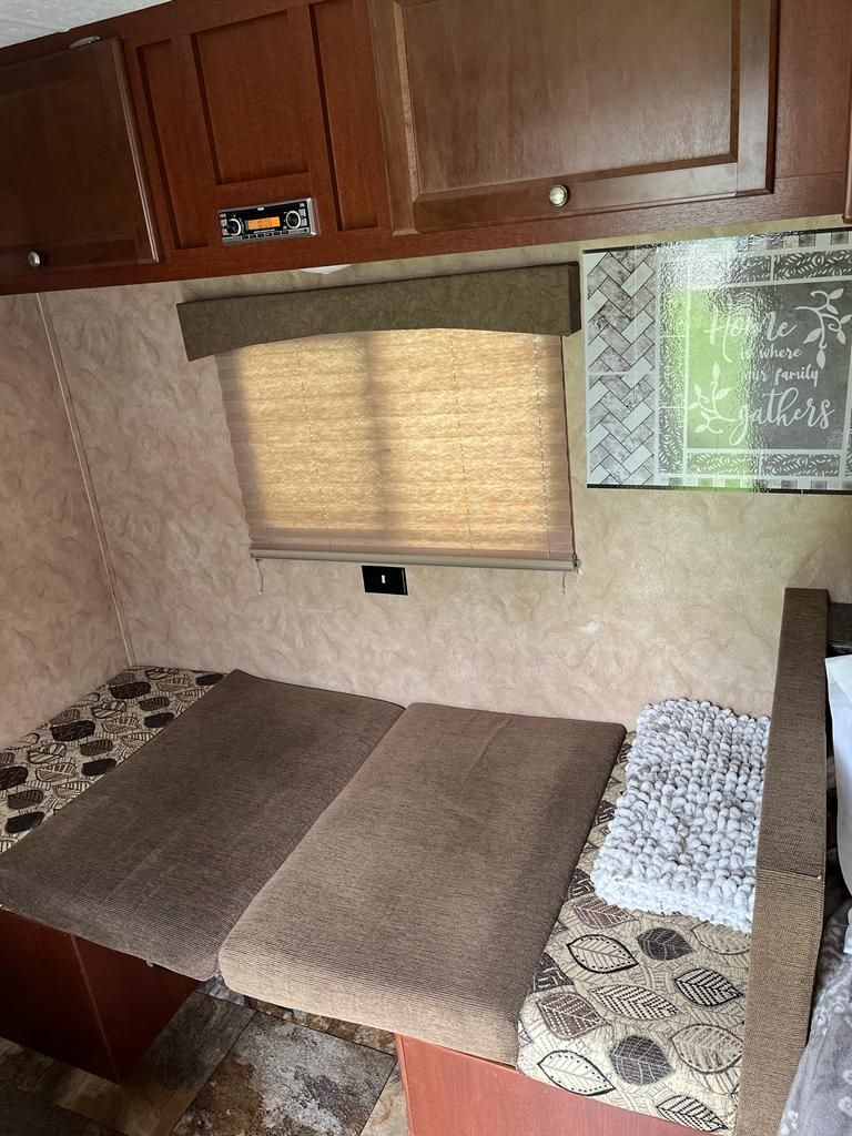 2015 Coachmen Clipper 17BH - National Vehicle