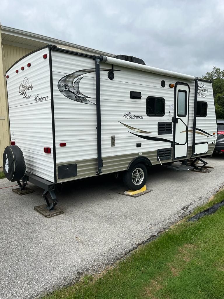 2015 Coachmen Clipper 17BH - National Vehicle