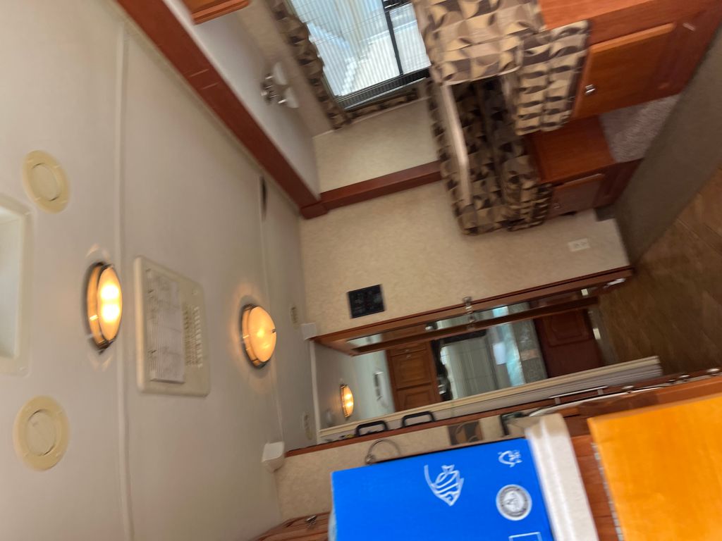 2008 Forest River Lexington 300SS - National Vehicle