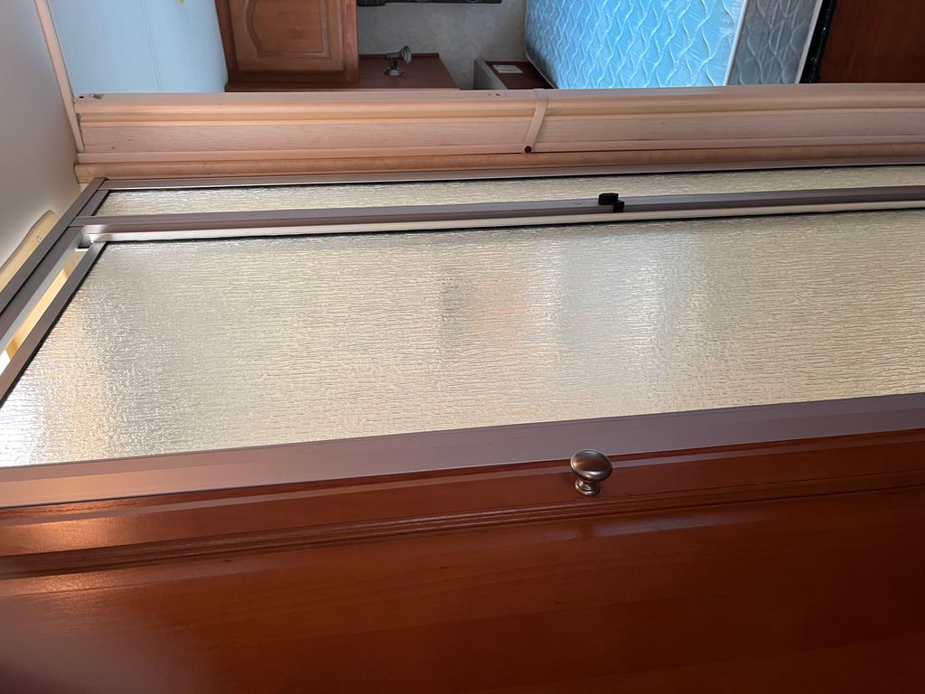 2008 Forest River Lexington 300SS - National Vehicle