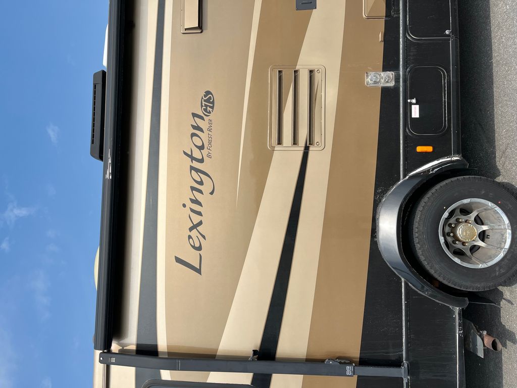 2008 Forest River Lexington 300SS - National Vehicle