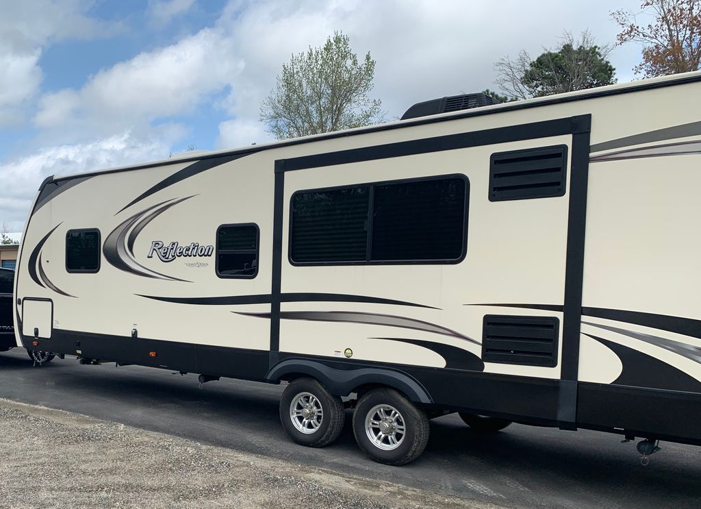 2018 Grand Design Reflection 285BHTS - National Vehicle