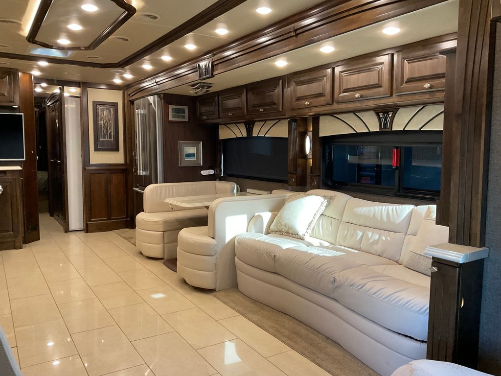 2016 Tiffin Motorhomes Phaeton 40QKH - National Vehicle
