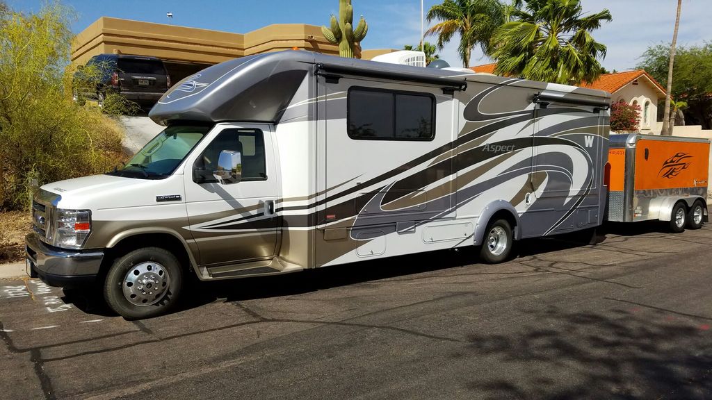 2011 Winnebago Aspect 28B - National Vehicle