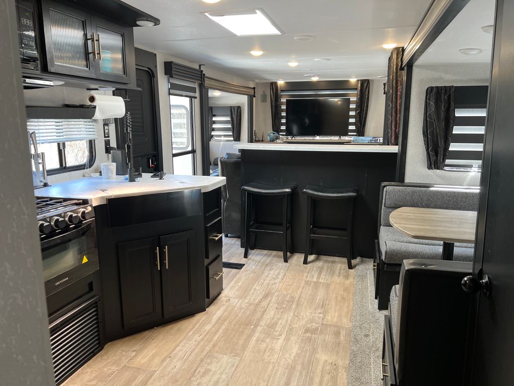 2021 Forest River Cherokee 306MM - National Vehicle