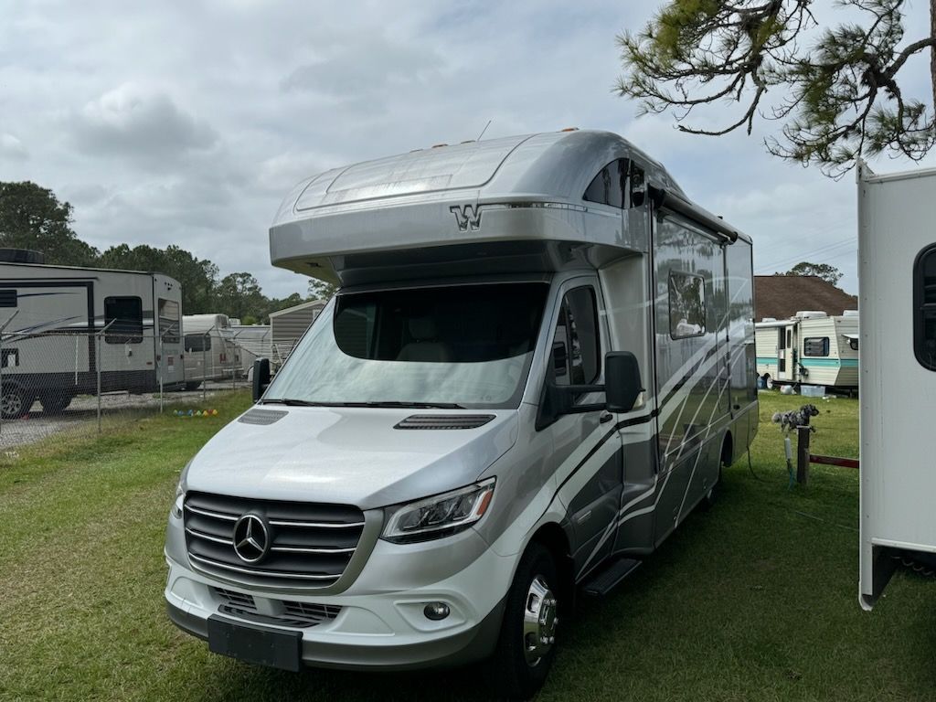 2021 Winnebago View 24J - National Vehicle