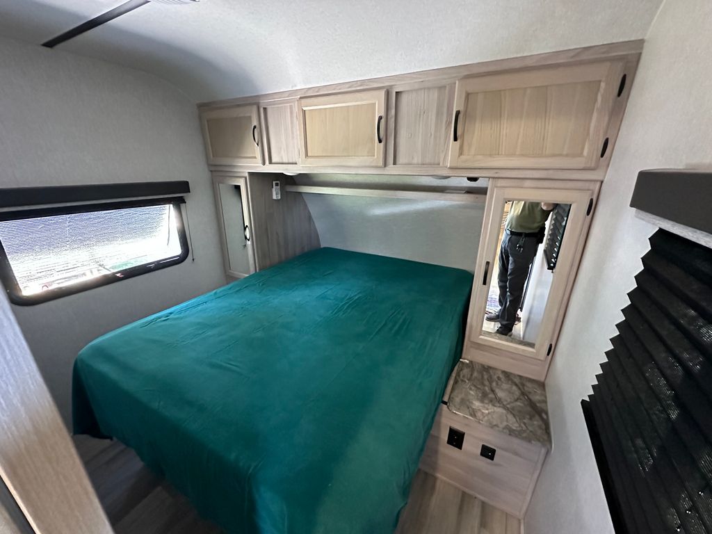 2021 Coachmen Spirit Ultra Lite 3379BH - National Vehicle