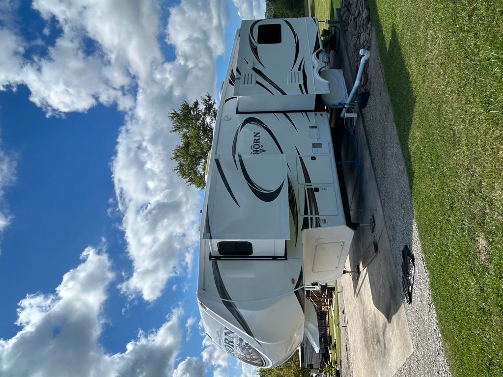 2013 Heartland Bighorn 3010RE - National Vehicle