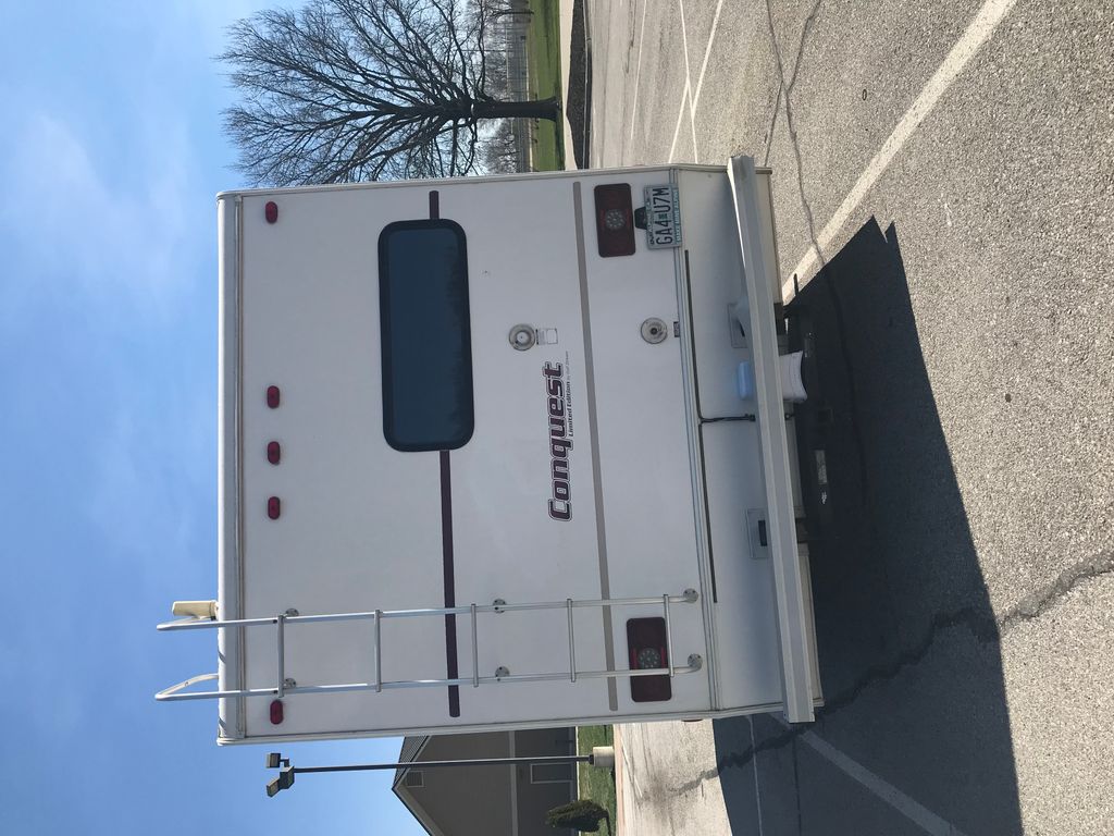 2004 Gulf Stream Conquest Limited Edition 6236 - National Vehicle