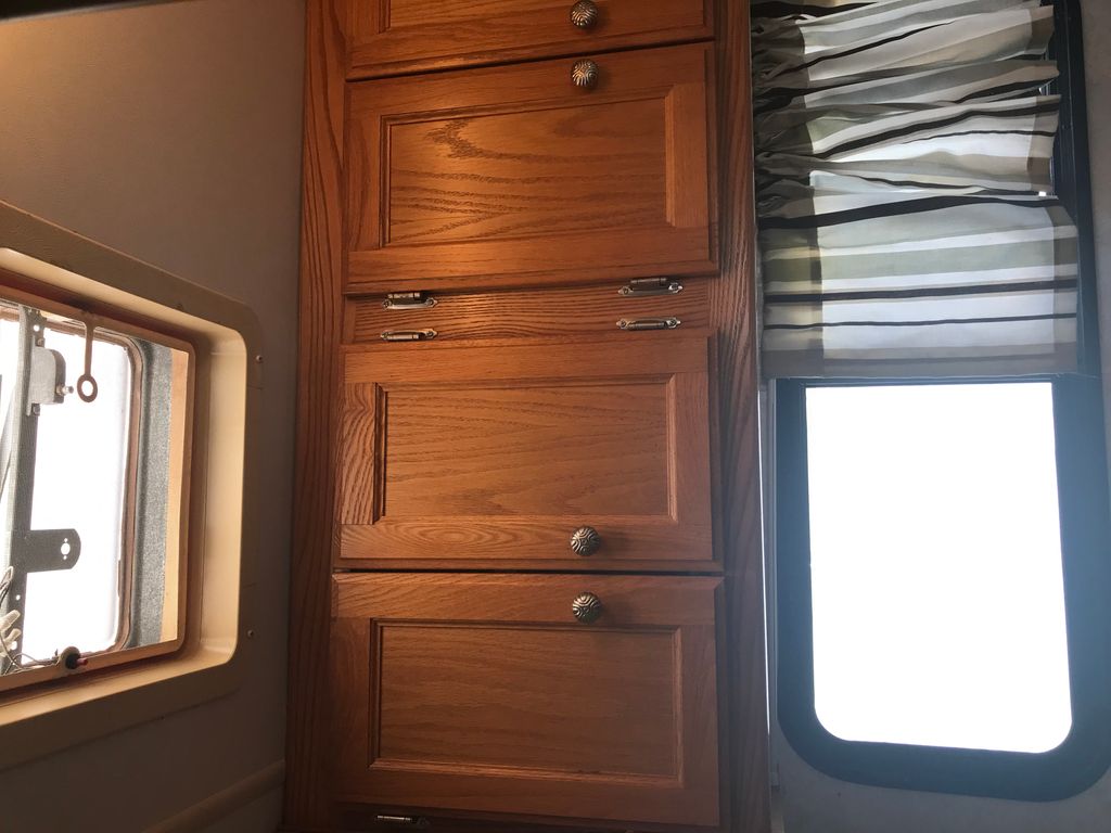 2004 Gulf Stream Conquest Limited Edition 6236 - National Vehicle