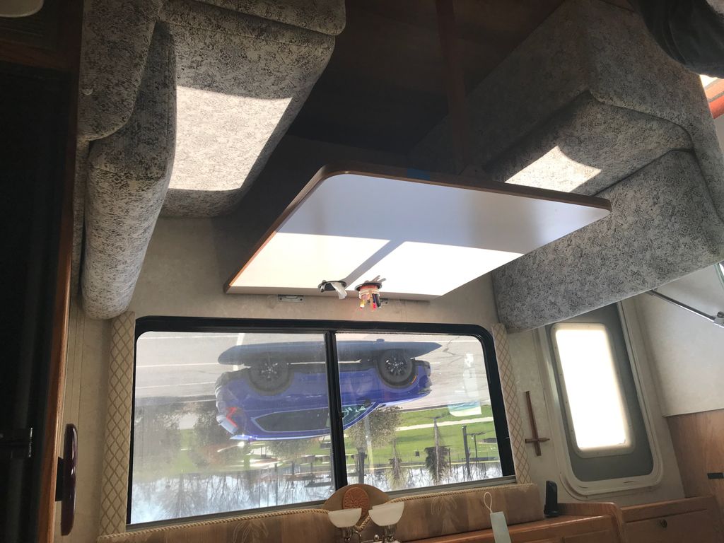 2004 Gulf Stream Conquest Limited Edition 6236 - National Vehicle