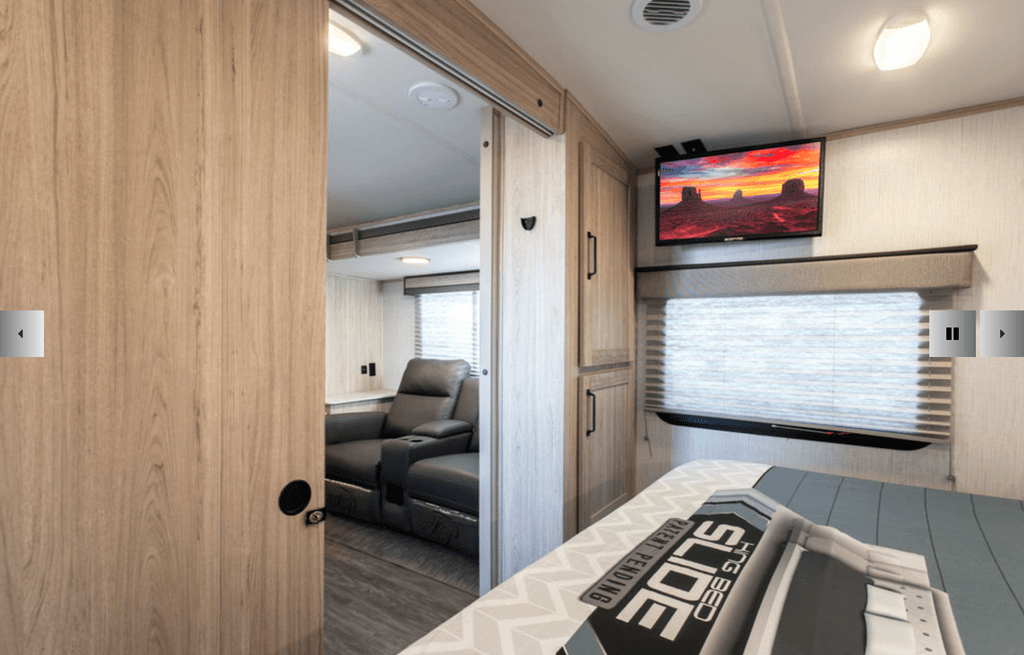 2022 Cruiser RV Twilight Select 2300 - National Vehicle
