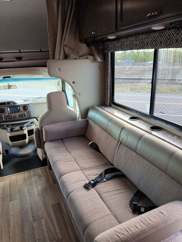 2017 Thor Motor Coach Four Winds 28Z - National Vehicle