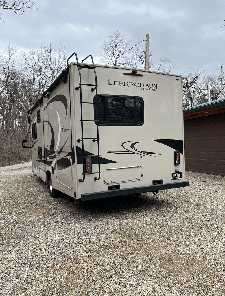 2021 Coachmen Leprechaun Deluxe/Premier 260DS - National Vehicle